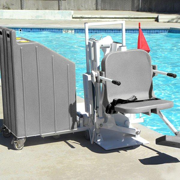 Patriot Portable Lift - ADA Compliant Swimming Pool Lift | Leslie's ...