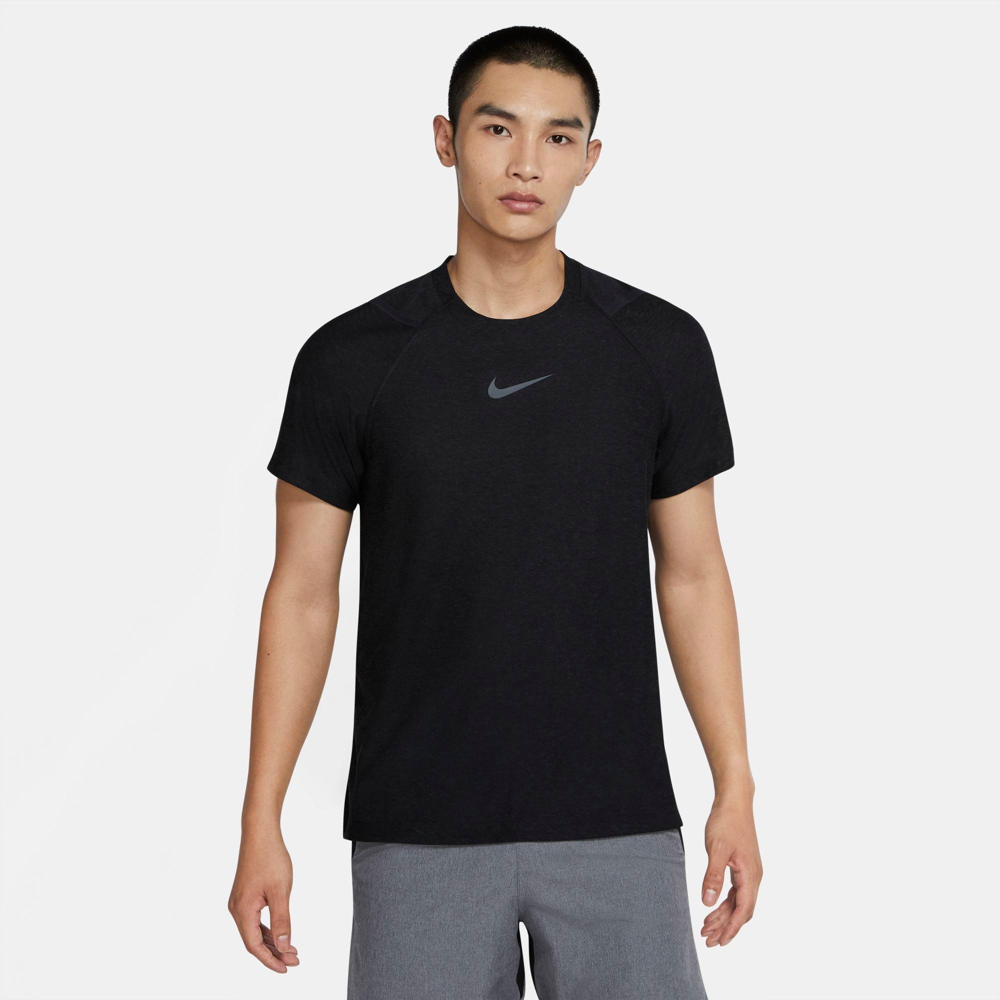 NIKE Pro T-Shirt | online kaufen - MANOR
