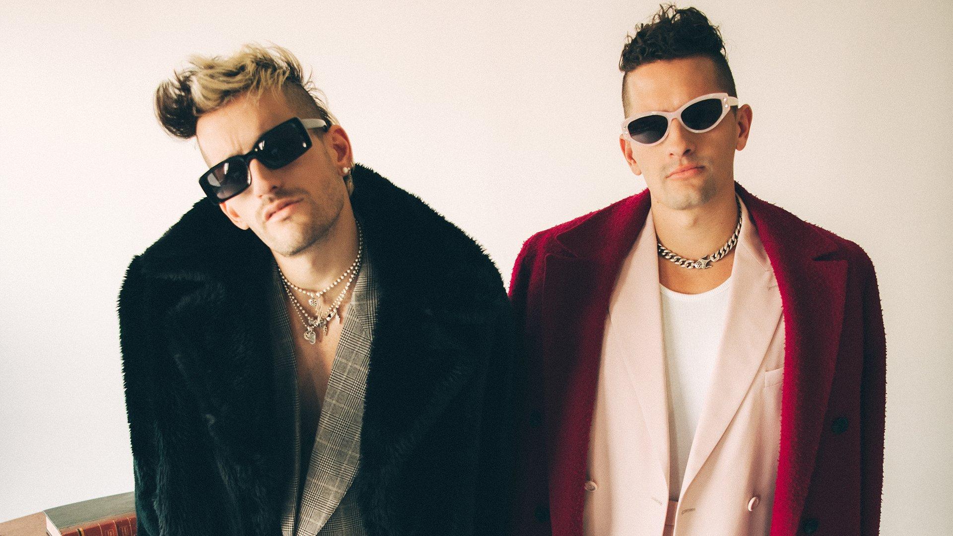 It Goes To 11: Brother Duo Mau Y Ricky Introduce The Instruments That ...