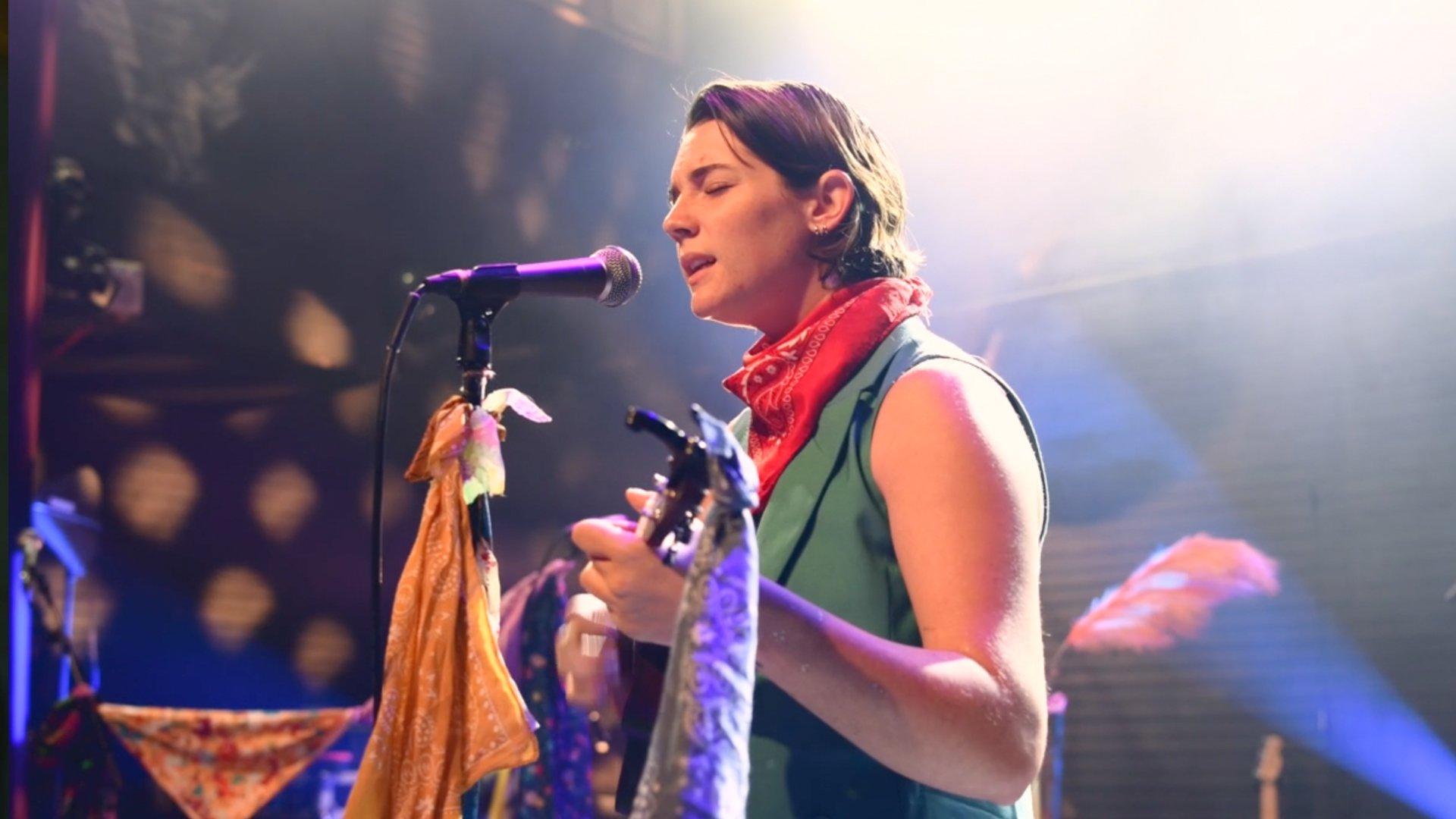 ReImagined At Home: Sammy Rae Scats Through A Bouncy Rendition Of Billy ...