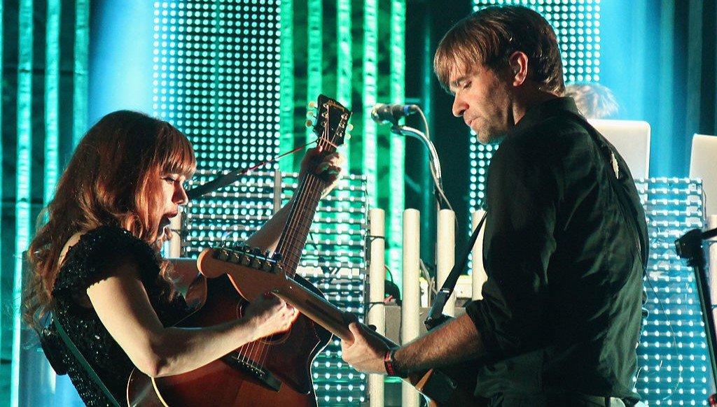 The Postal Service's 'Give Up' Remains An Indie Time Capsule 20 Years ...