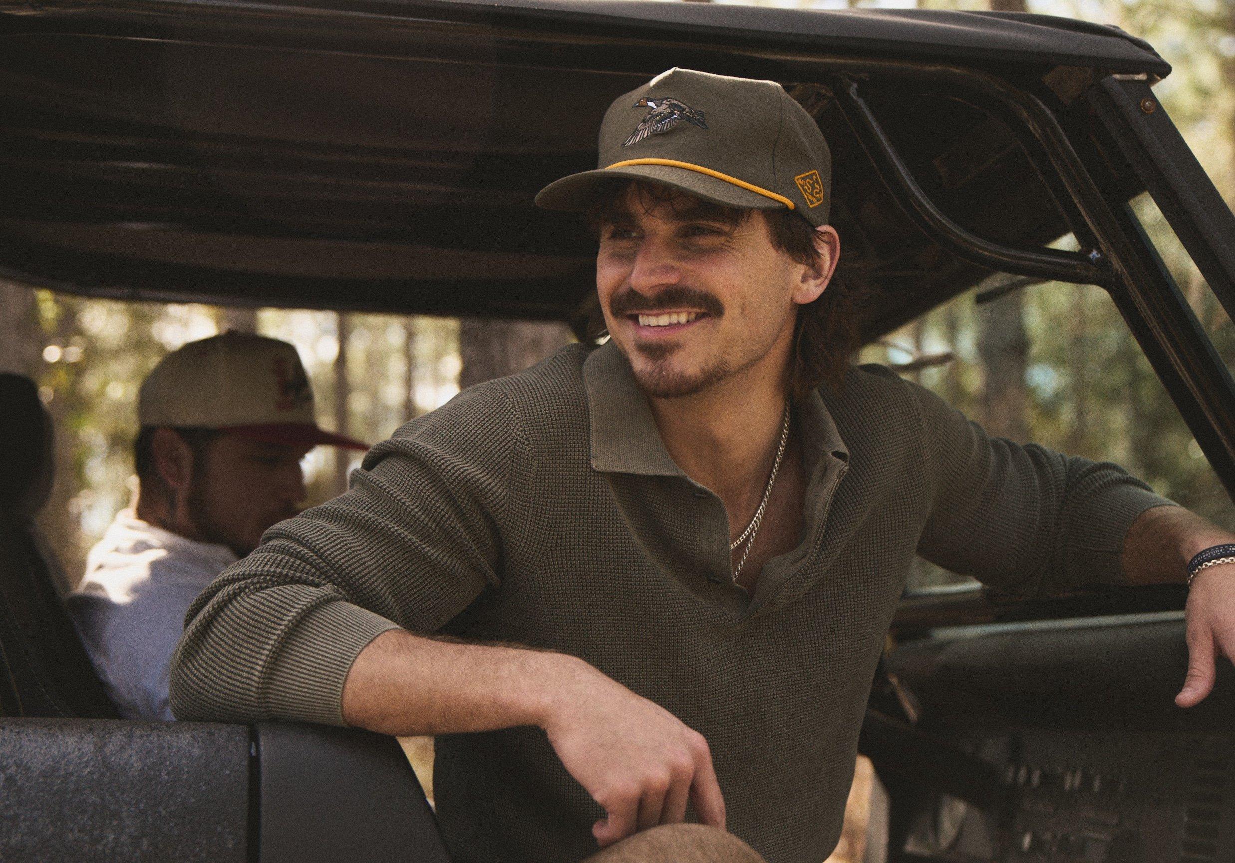 Tucker Wetmore Owes His Country Stardom To His Mom, God & A Broken Leg ...