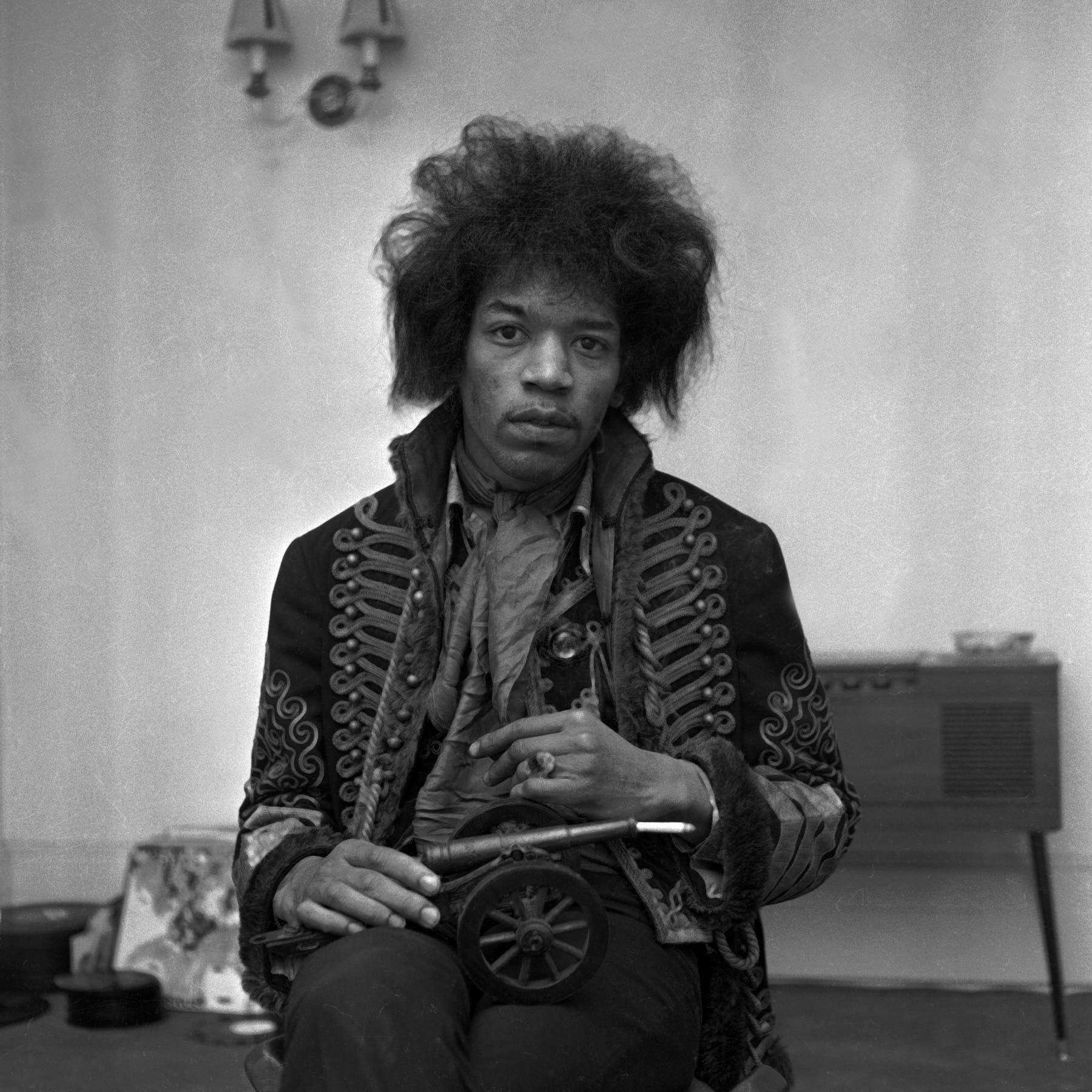 Jimi Hendrix: Unearthed Songs To Be Released On New Posthumous LP ...