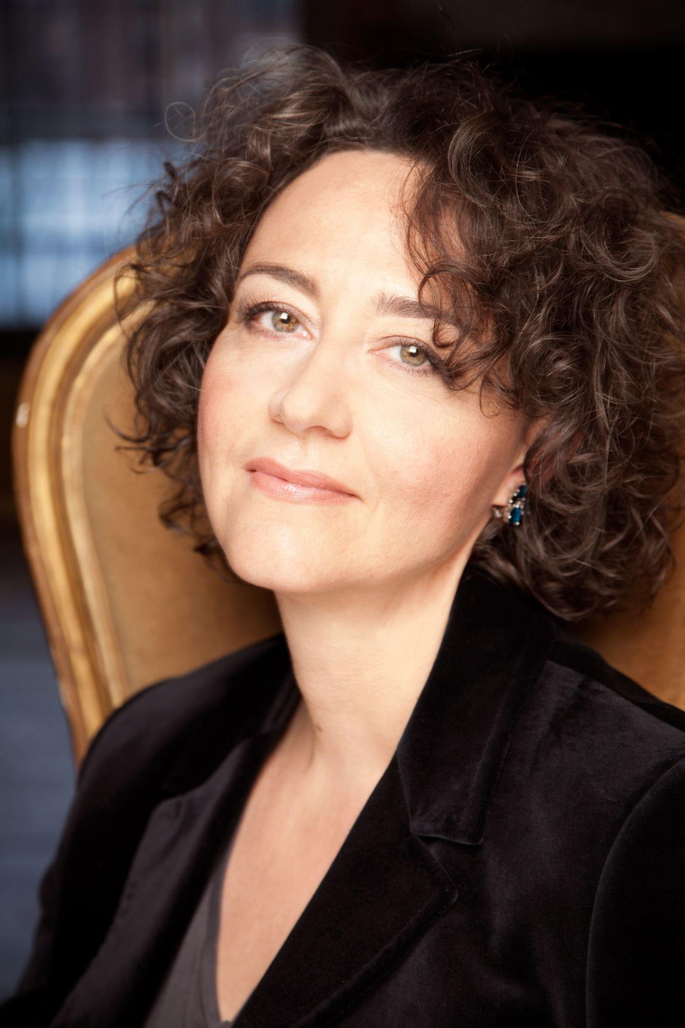 Nathalie Stutzmann | Artist | GRAMMY.com