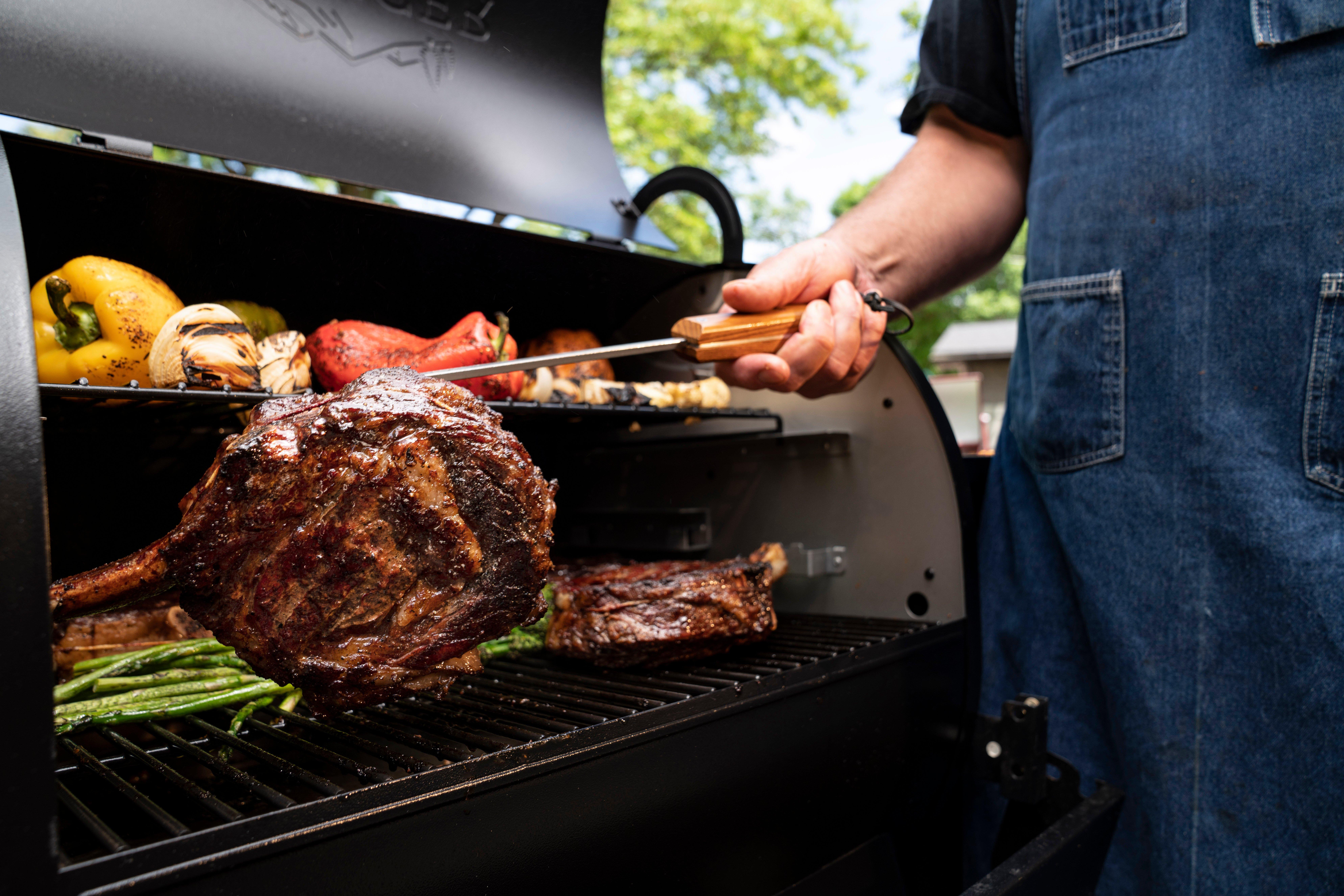 Traeger BBQ Tools - Traeger Grills
