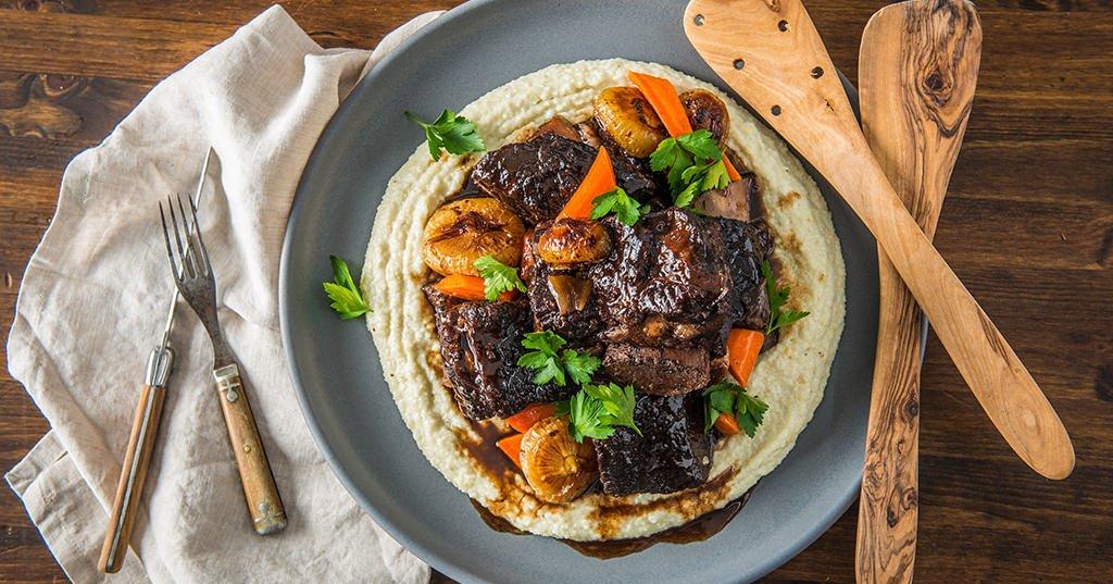 Braised Beef Short Ribs With Creamy Grits | Traeger Grills