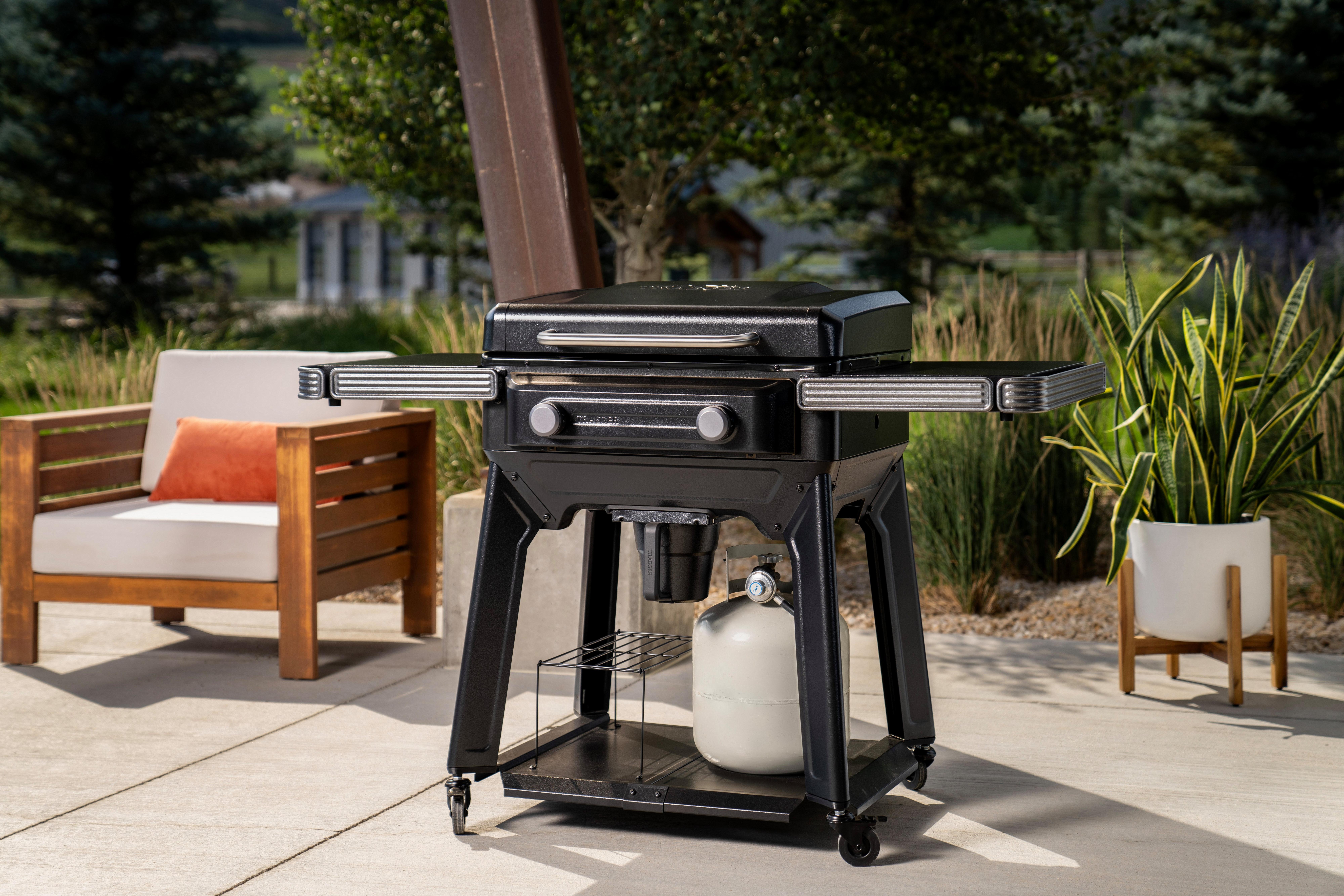 Traeger Flatrock™ Griddle - Traeger Grills