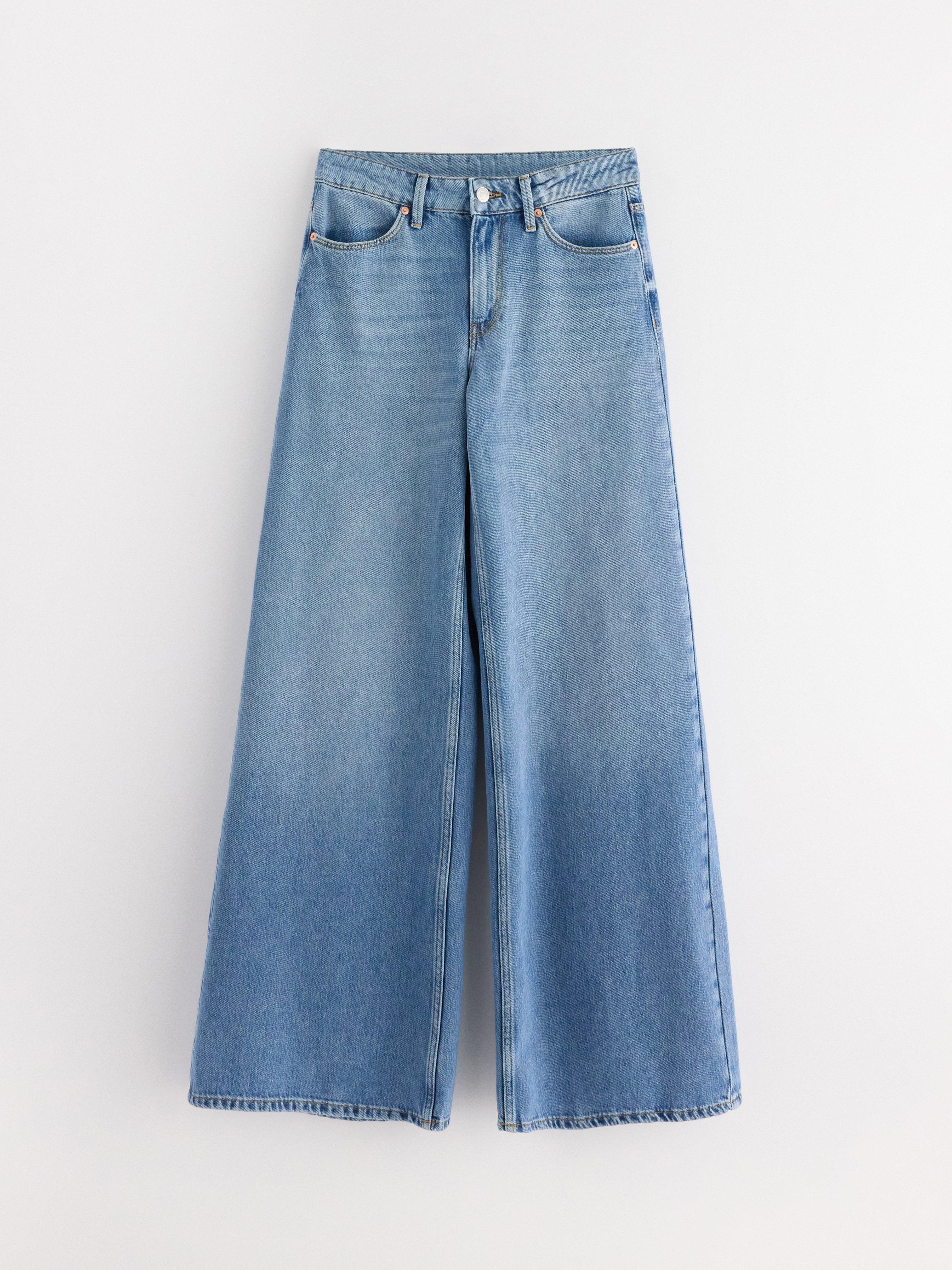 Jeans för dam - Jeans i olika modeller & färger | Lindex