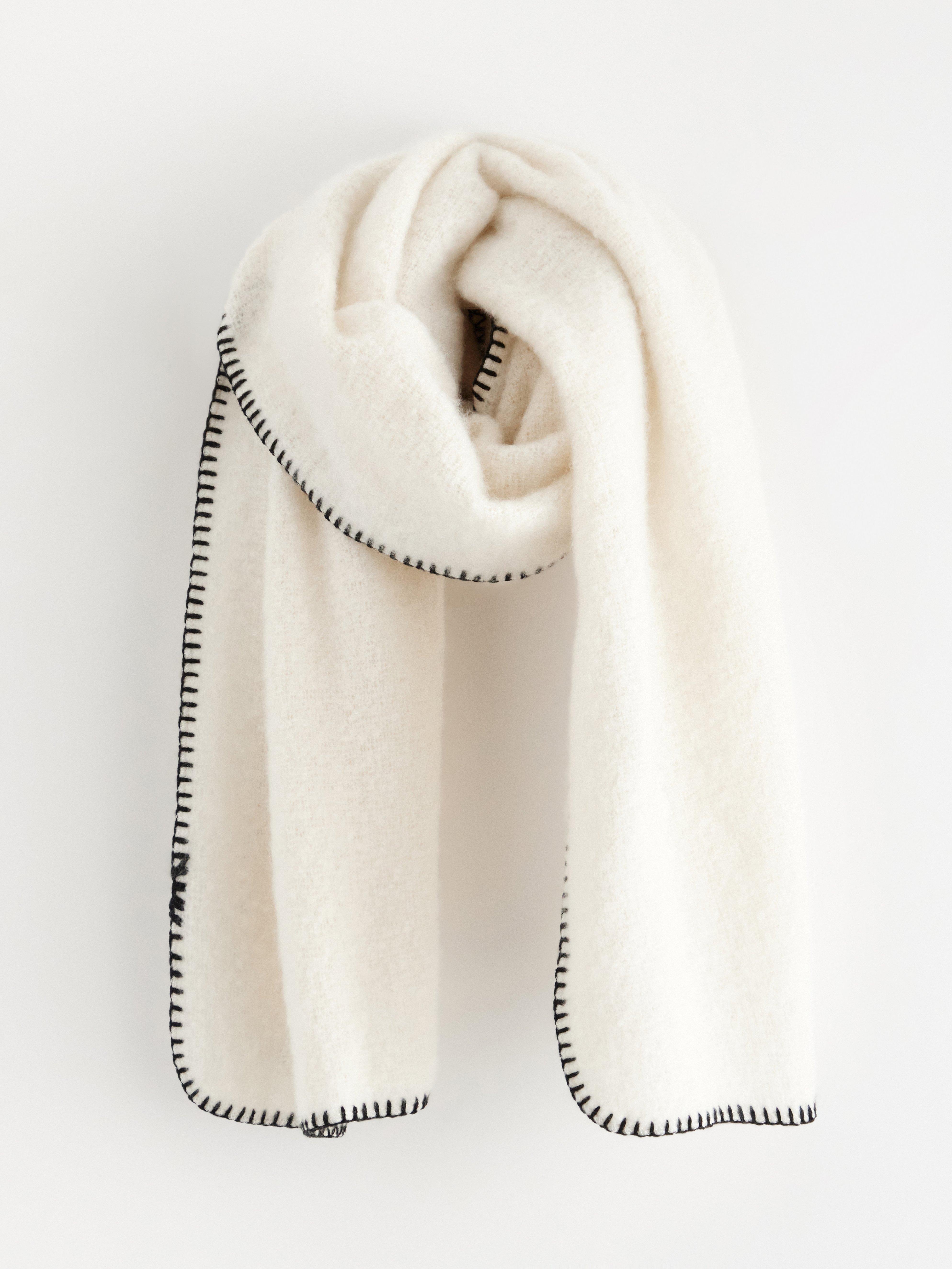 Scarf med kontrasterande stygn | Lindex