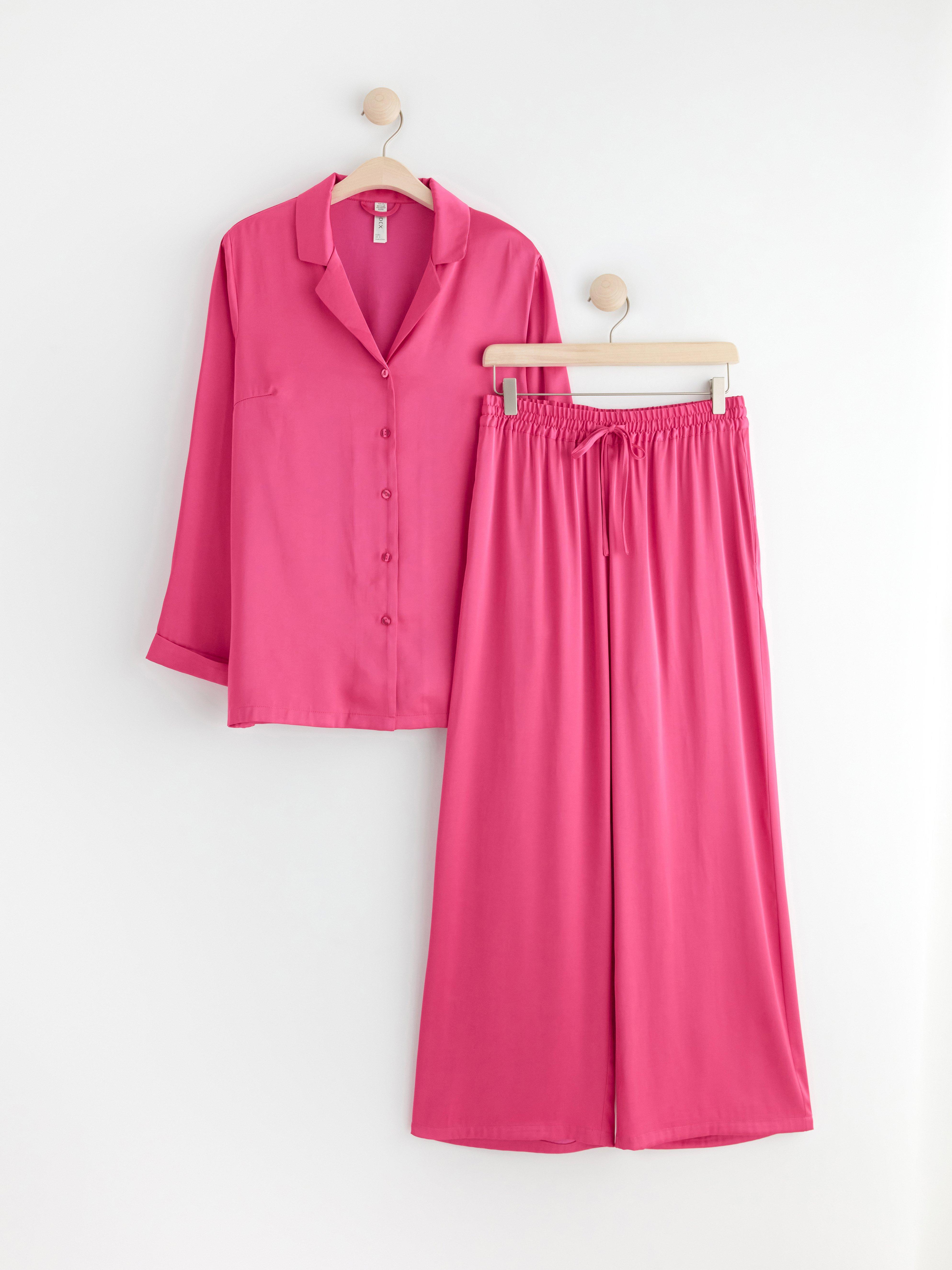 Pyjama set in satin | Lindex