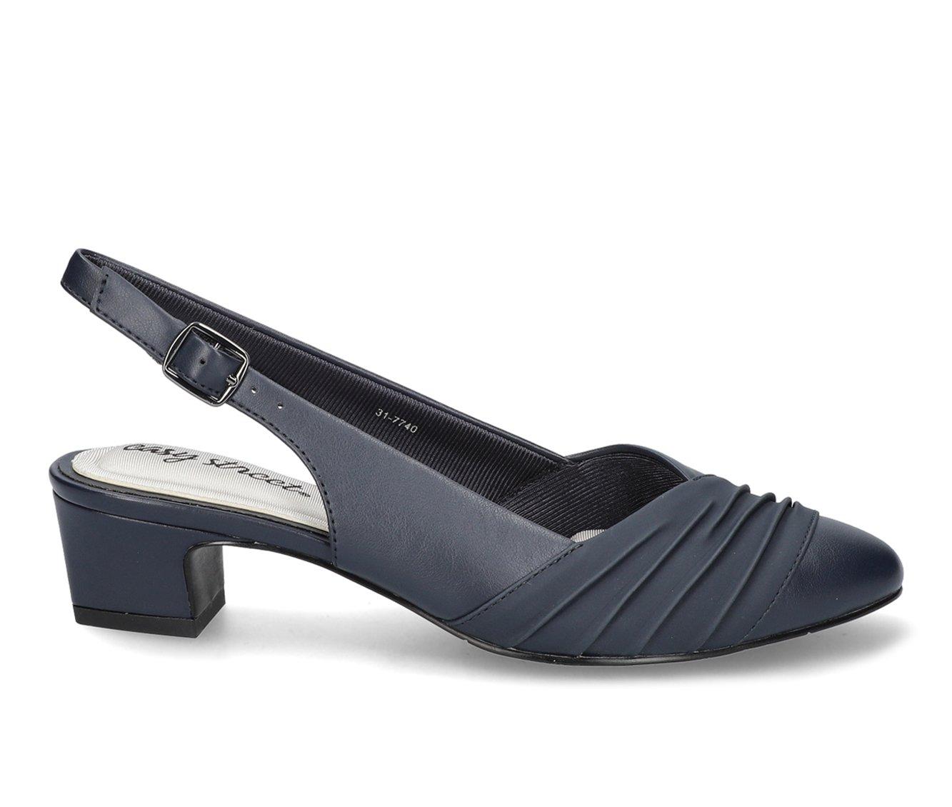 Women's Easy Street Bates Pumps | Shoe Carnival